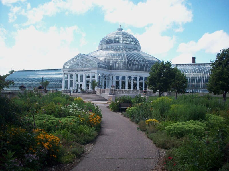 Como Zoo and Conservatory editorial image. Image of active - 57251410