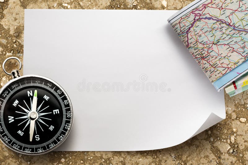 Compás con el mapa imagen de archivo. Imagen de fondo - 55280323