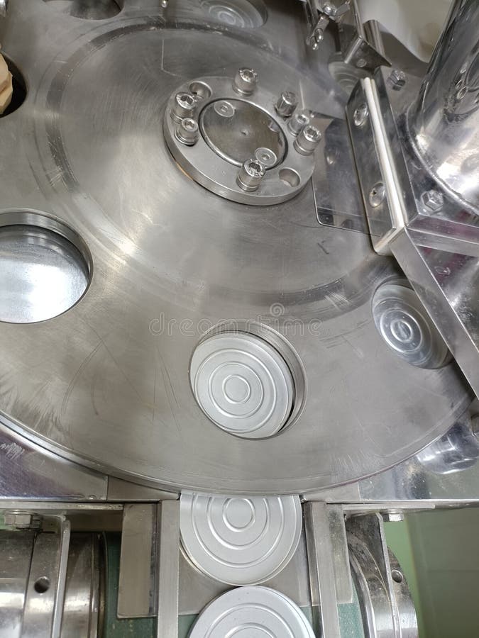 Compact Powder Pressing Machine Photo Stock Image - Image of engine ...