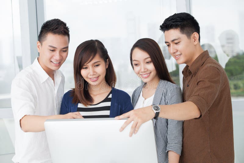 Compartilhando das ideias imagem de stock. Imagem de estratégia - 32144839