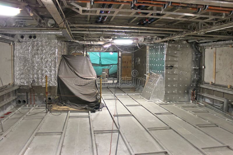 Compartimento do navio foto de stock. Imagem de vigia - 31996766