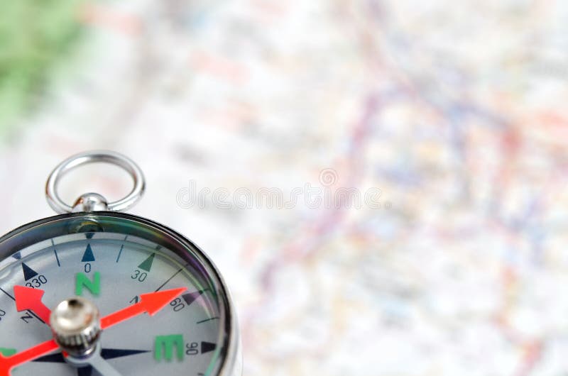 Compasso e mapa foto de stock. Imagem de isolado, diretriz - 32108486
