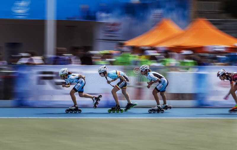 Competencia Del Patinaje Sobre Ruedas Foto editorial - Imagen de ...