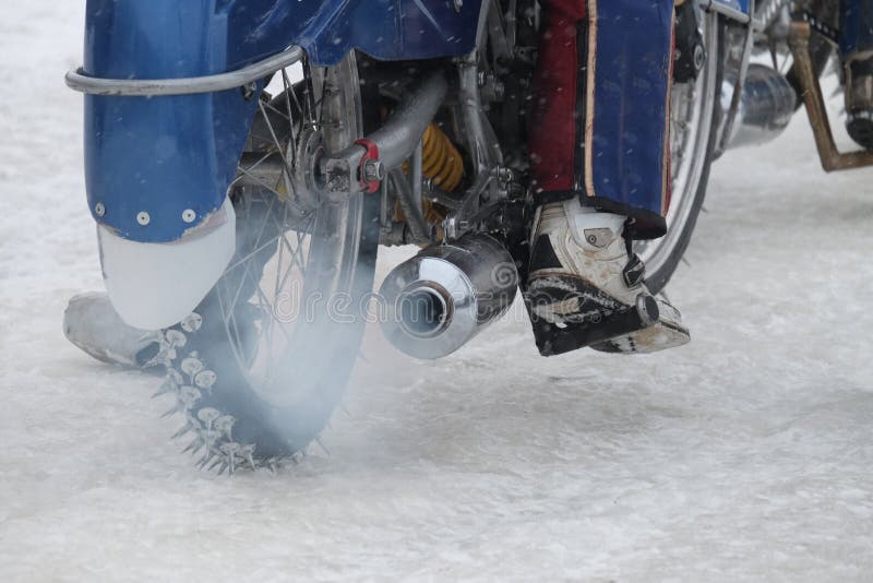 Competitions in Ice Speedway Stock Image - Image of competition, spokes ...