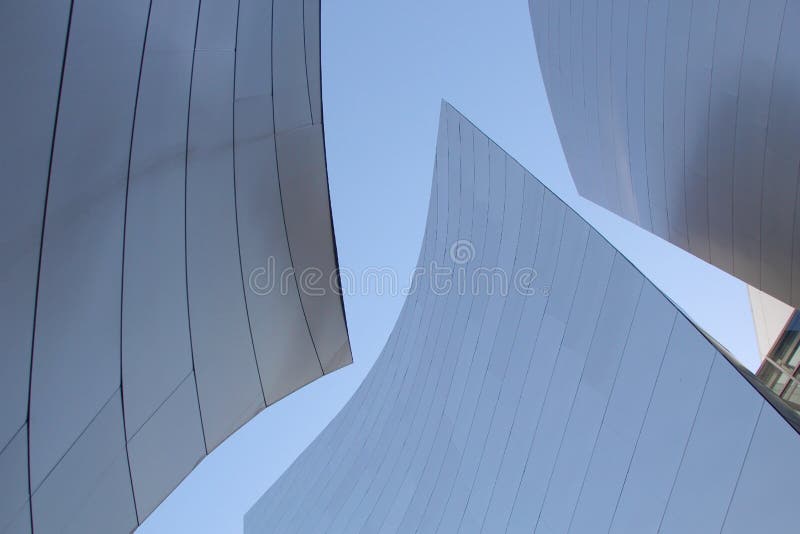 Complex Architecture, Reflective, Undulating Organic Forms Editorial ...