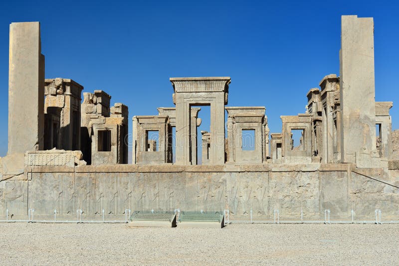 Complexe Antique De Persepolis Dans Les Pairs, Iran Image stock - Image ...