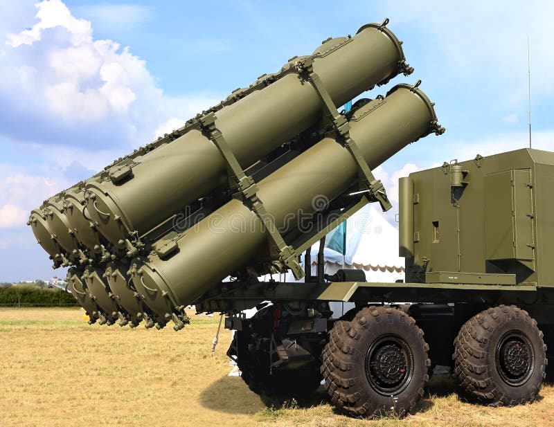 Lançador De Míssil Grande Do Cruzeiro Foto de Stock - Imagem de ...
