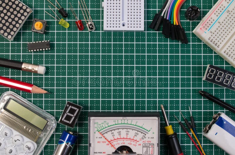 DIY Elektronische Kit, Robot Gebouwd Op Basis Van Een Microcontroller ...