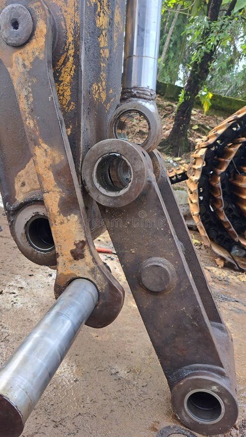 Components of a Heavy Machine Stock Image - Image of wheel, machine ...