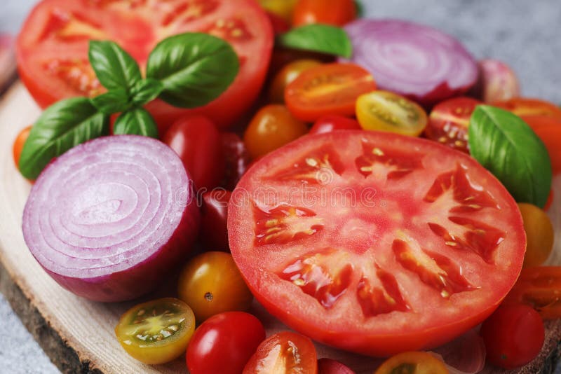 Composition of Different Tomatoes, Onion, Basil and Garlic Stock Image ...