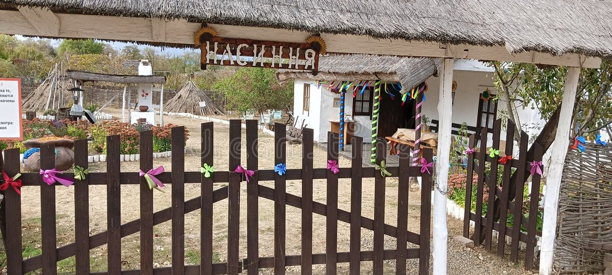 811 Temple Compound Wall Stock Photos - Free & Royalty-Free Stock ...