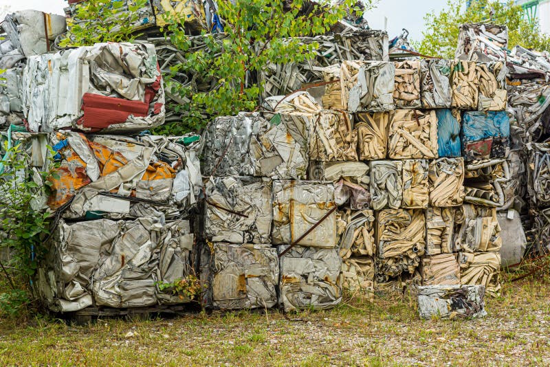 113 Chrome Piles Photos - Free & Royalty-Free Stock Photos from Dreamstime