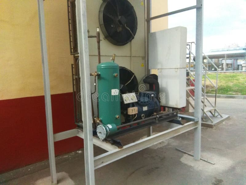 Compressor - Unidade Do Condensador Imagem de Stock - Imagem de ...