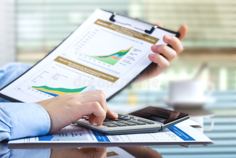 Comptabilité. image stock. Image du main, données, financier - 27860937