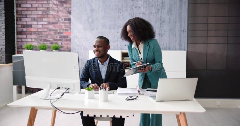 Computer Analyst Staff Training. Two African People Stock Photo - Image ...