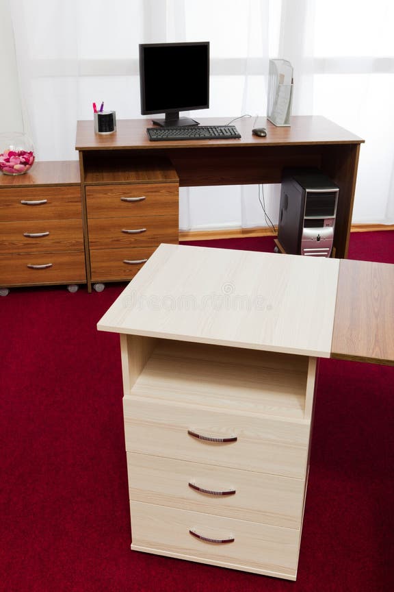 2,361 Computer Screen Keyboard Brown Desk Stock Photos - Free & Royalty ...