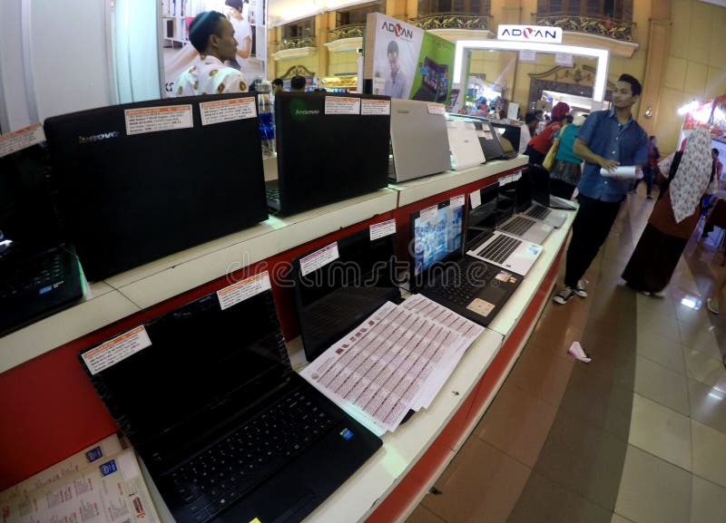 Computer exhibition editorial stock image. Image of java - 47685639