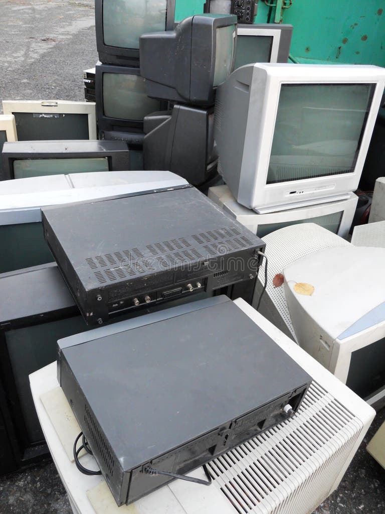 542 Computer Waste Landfill Stock Photos - Free & Royalty-Free Stock ...