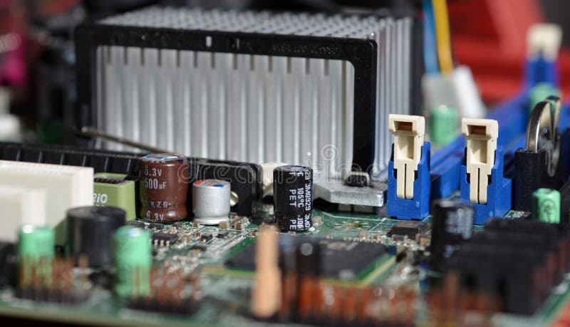 Motherboardteile stockbild. Bild von prozessor, fokus - 27098785