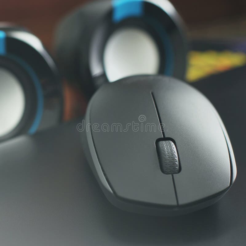 Computer Speakers Stock Images - Download 1,605 Royalty Free Photos