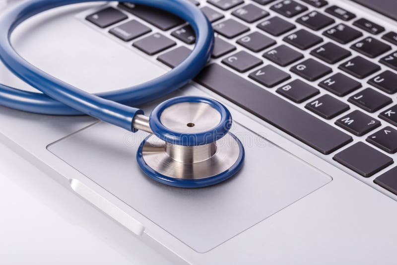 Notebook Sau Laptop și Stetoscop. Controlarea Virusului Sau D Stock ...
