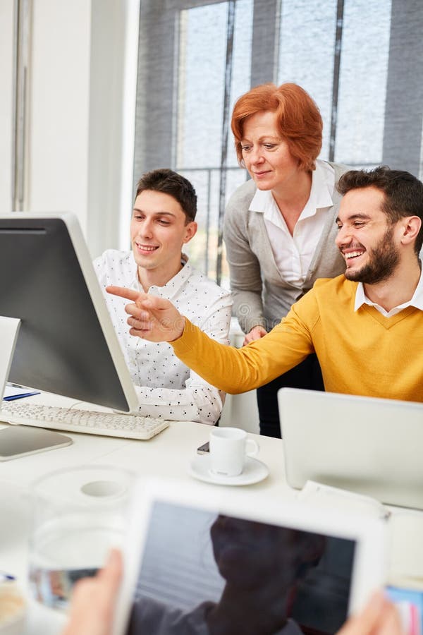 Computer Seminar with Consultant Stock Image - Image of learning ...