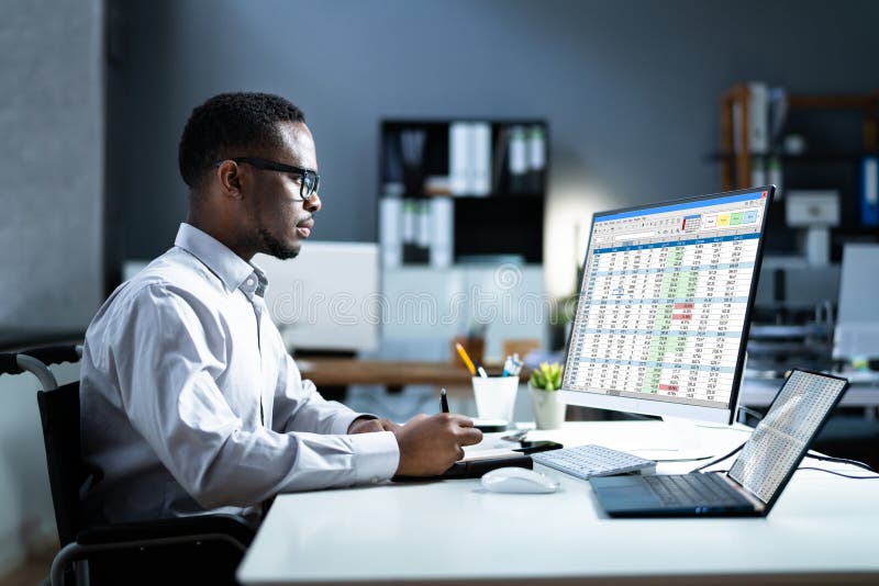 428 Employee Working Computer Spreadsheet Stock Photos - Free & Royalty ...