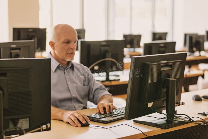 Pc Workstations Stock Photos - Free & Royalty-Free Stock Photos from ...