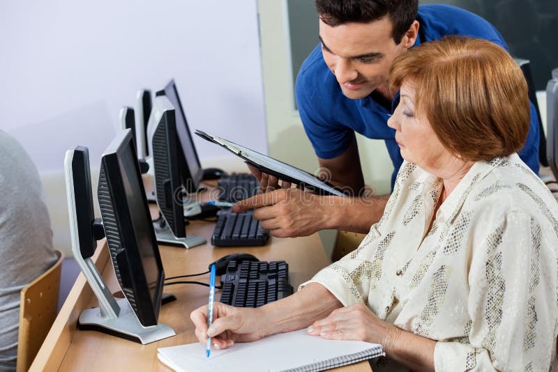 105,026 Computer Senior Stock Photos - Free & Royalty-Free Stock Photos ...