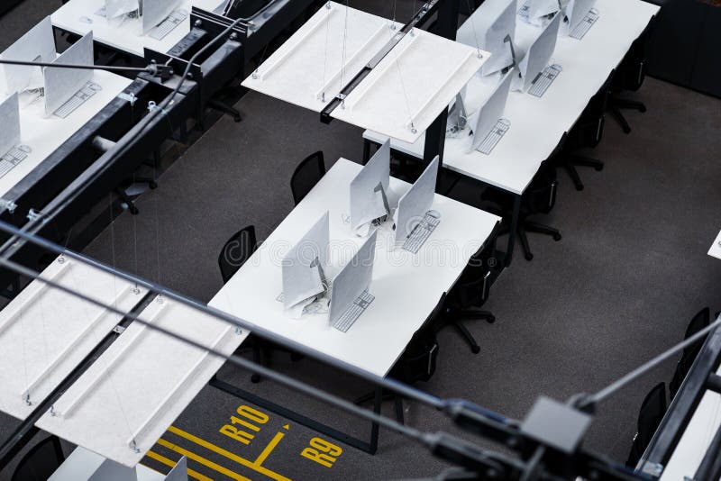 Computers Hide Under Covers while Coronacrisis, Move To Remote Work ...