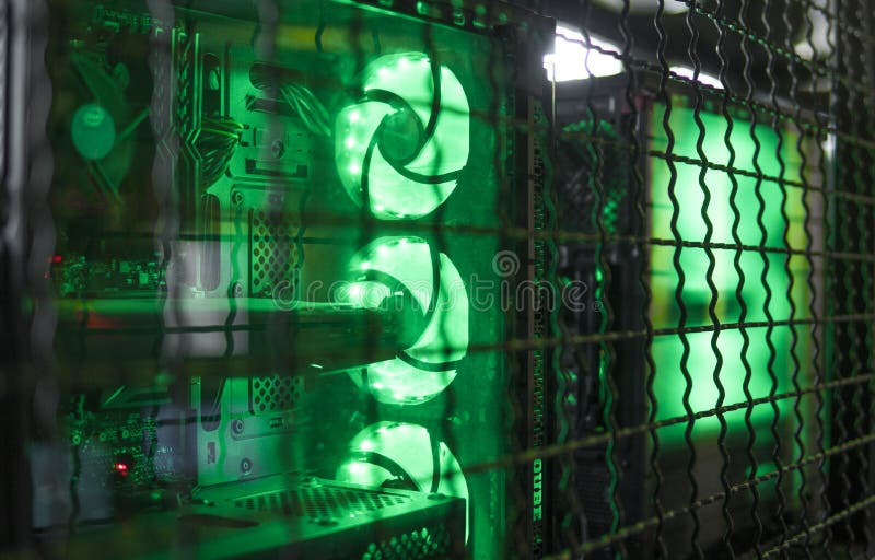 Computers in Modern Computer Club for Gamers and Peoples Who Love ...