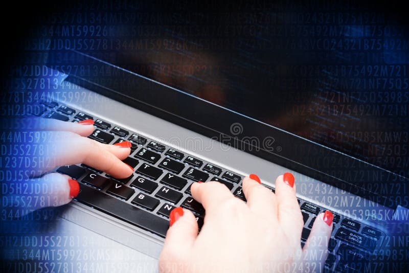 Conceito Do Ataque Do Hacker Com Programador No Computador Imagem de ...