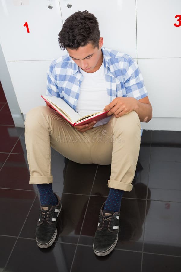 Concentrated College Student Reading Notebook Stock Image - Image of ...