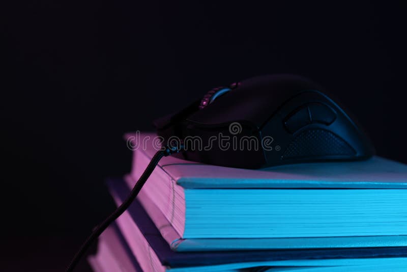 Concept of Books Vs Technology, Old Search for Information Vs Modern ...