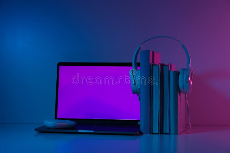 Concept of Books Vs Technology, Old Search for Information Vs Modern ...