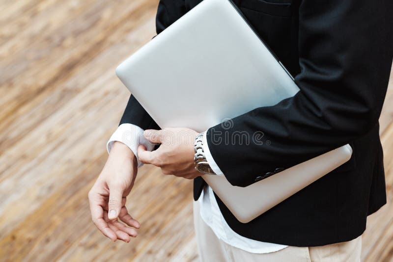 Concept Business - Handsome Asian Business Man Ready To Go for Work ... Concept Business - Handsome Asian Business Man Ready To Go for Work ...