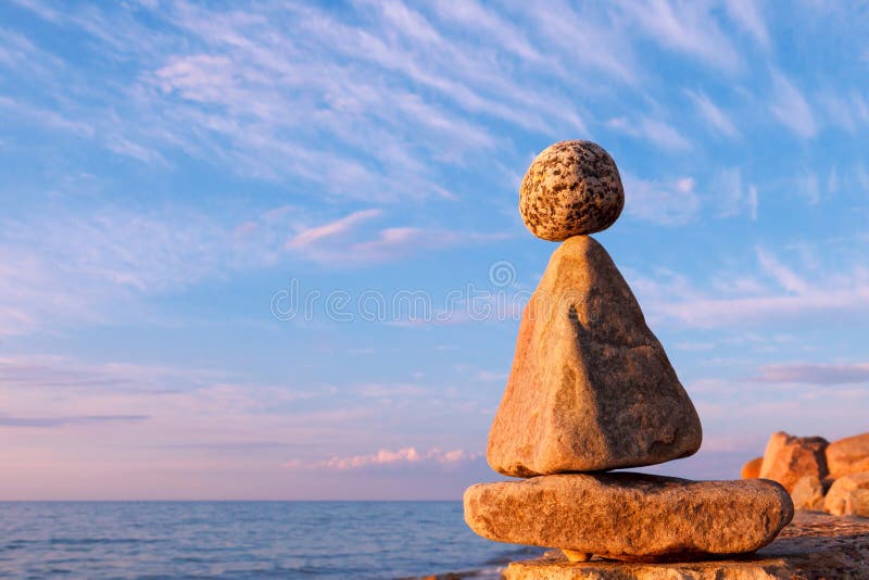 Balance rock at sunset stock image. Image of formation - 93518439