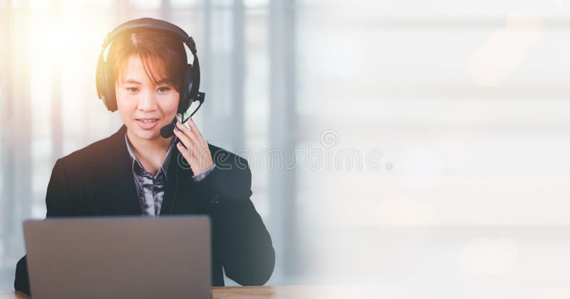 Concept Online Support and Customer Service ,Hotline Contact and Advice ...