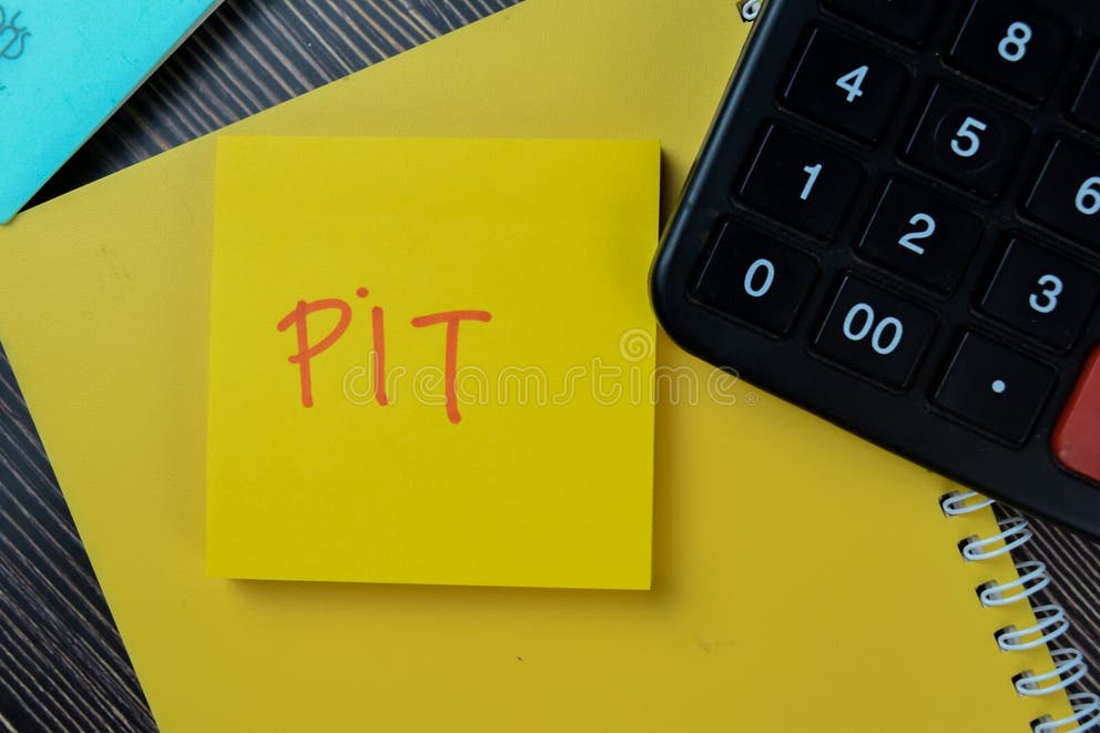 Concept of PIT Write on Sticky Notes Isolated on Wooden Table Stock ...