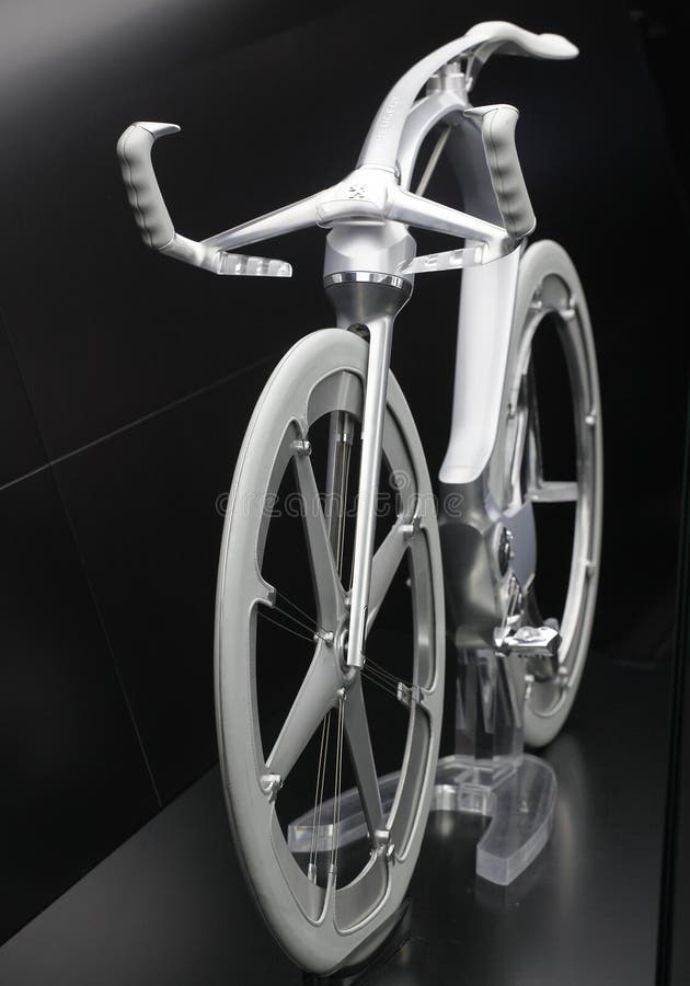 Concept velo peugeot editorial photography. Image of fork - 16843107