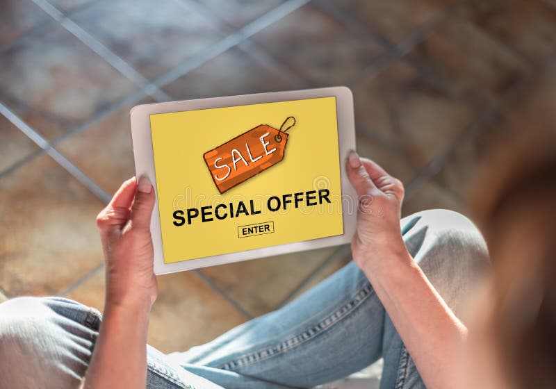 Concepto De La Oferta Especial En Una Tableta Imagen de archivo ...