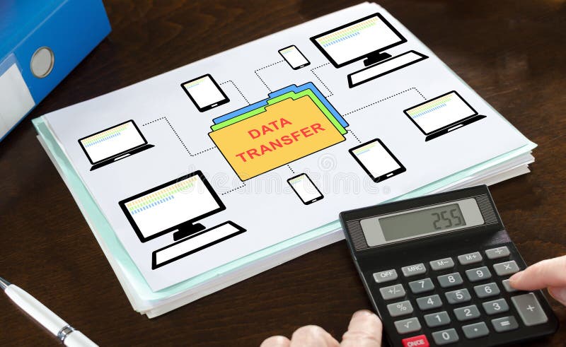 Concepto De La Transferencia De Datos Ilustrado En Un Papel Imagen de ...