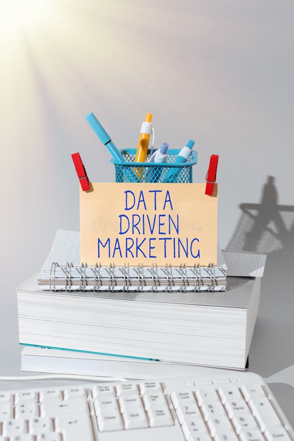 Conceptual Caption Data Driven Marketing. Business Showcase Strategy ... Conceptual Caption Data Driven Marketing. Business Showcase Strategy ...