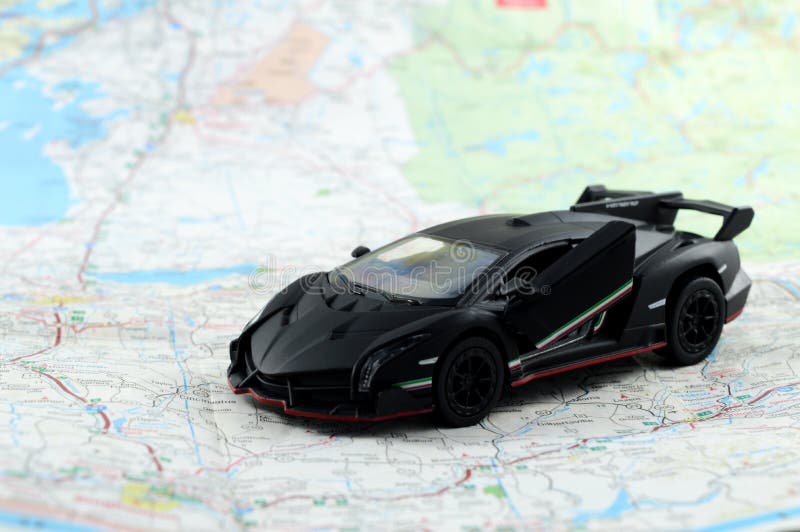 Car and Map editorial image. Image of amusement, open - 138783045