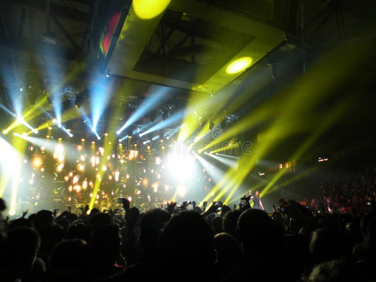 In concert editorial stock image. Image of yellow, stage - 17412794