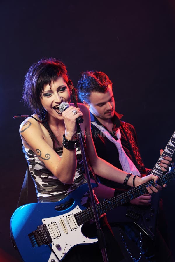 Concerto rock immagine stock. Immagine di godimento, artista - 31508265