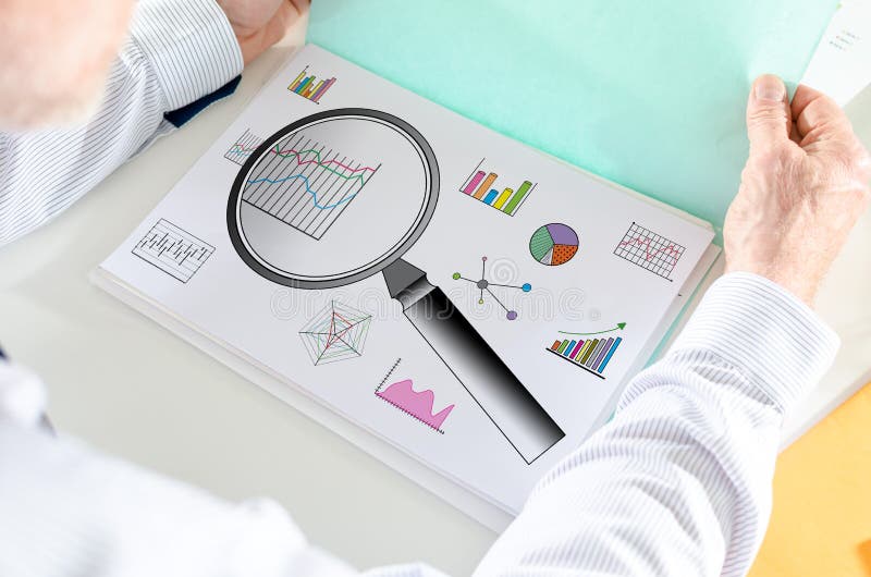 Concetto Di Analisi Dei Dati Su Una Carta Immagine Stock - Immagine di ... Concetto Di Analisi Dei Dati Su Una Carta Immagine Stock - Immagine di ...