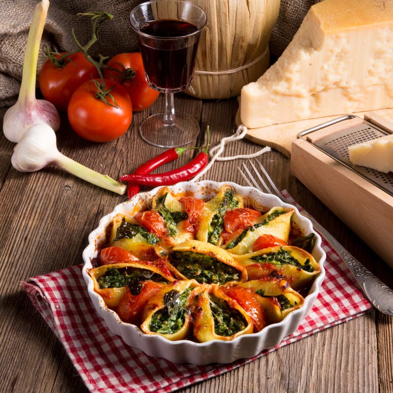 Conchiglioni stock image. Image of gourmet, basil, green - 50176391
