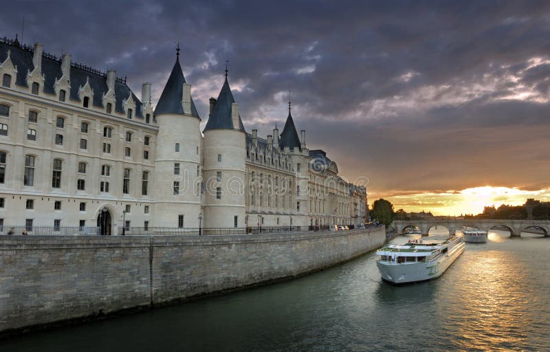 Conciergerie stock photo. Image of french, belongs, building - 72927396