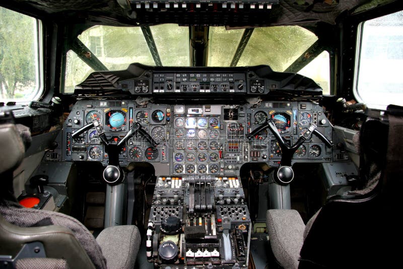 Concorde Interior Cockpit Concorde Cockpit Instrument Panel British